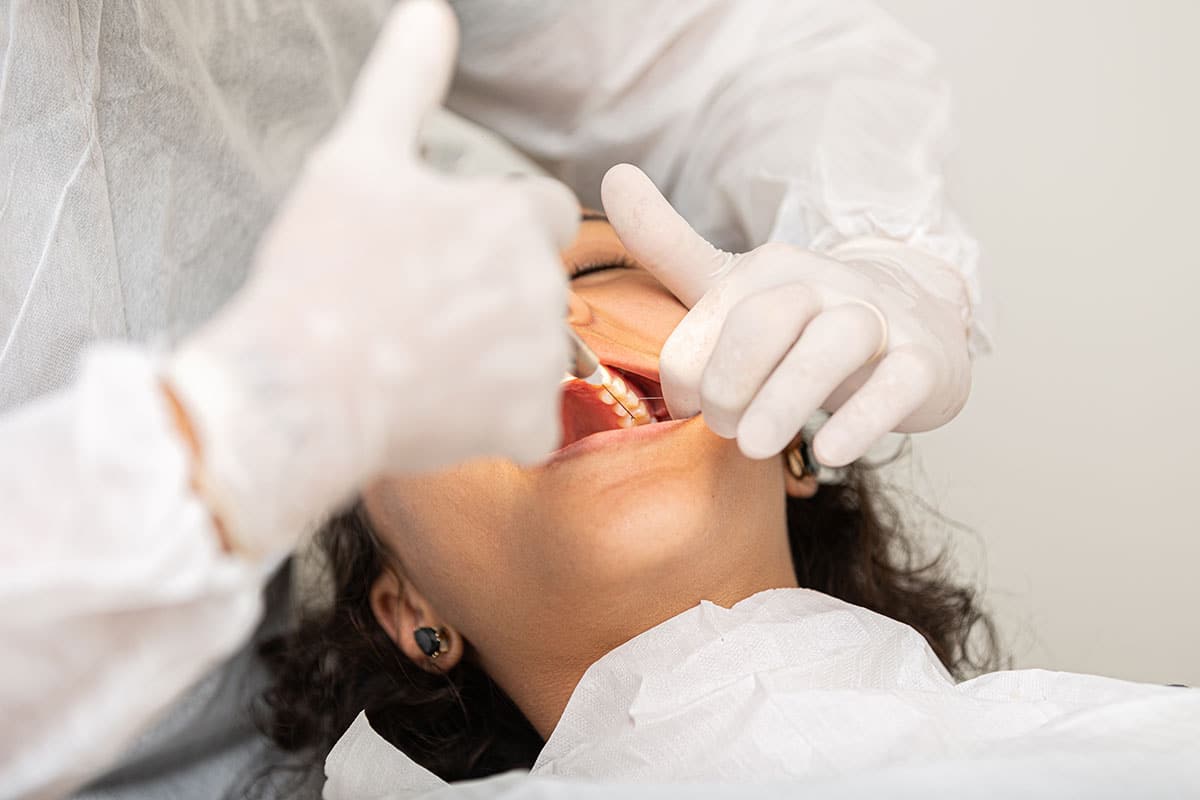 Wisdom Tooth Removal & Surgery in Singapore | Cost & Recovery